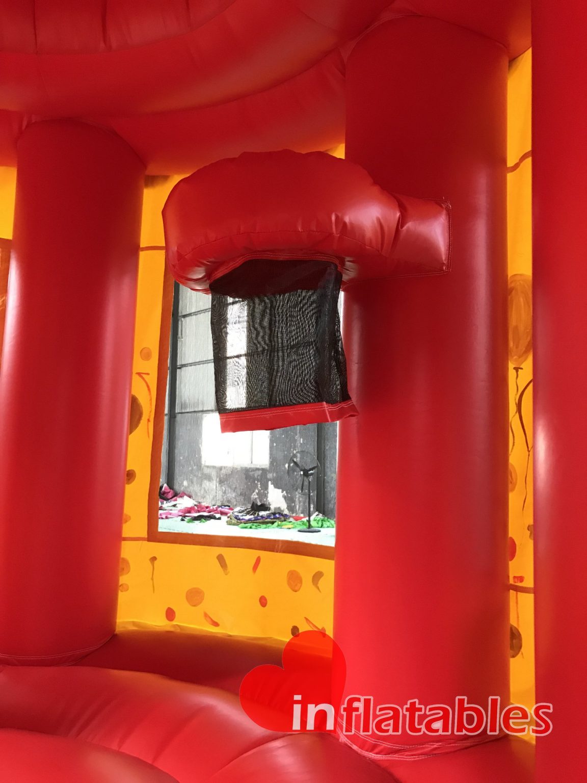 Inflatable Cake bouncer house - Heart Inflatables Factory