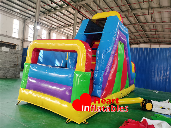 Wacky 180° Obstacle Course - Heart Inflatables Factory